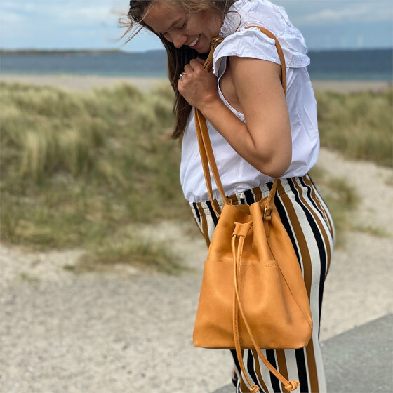 SCHELDE | GIV-GAVER.DK - TASKER - MICMIC - BRUN KANDY BUCKET BAG